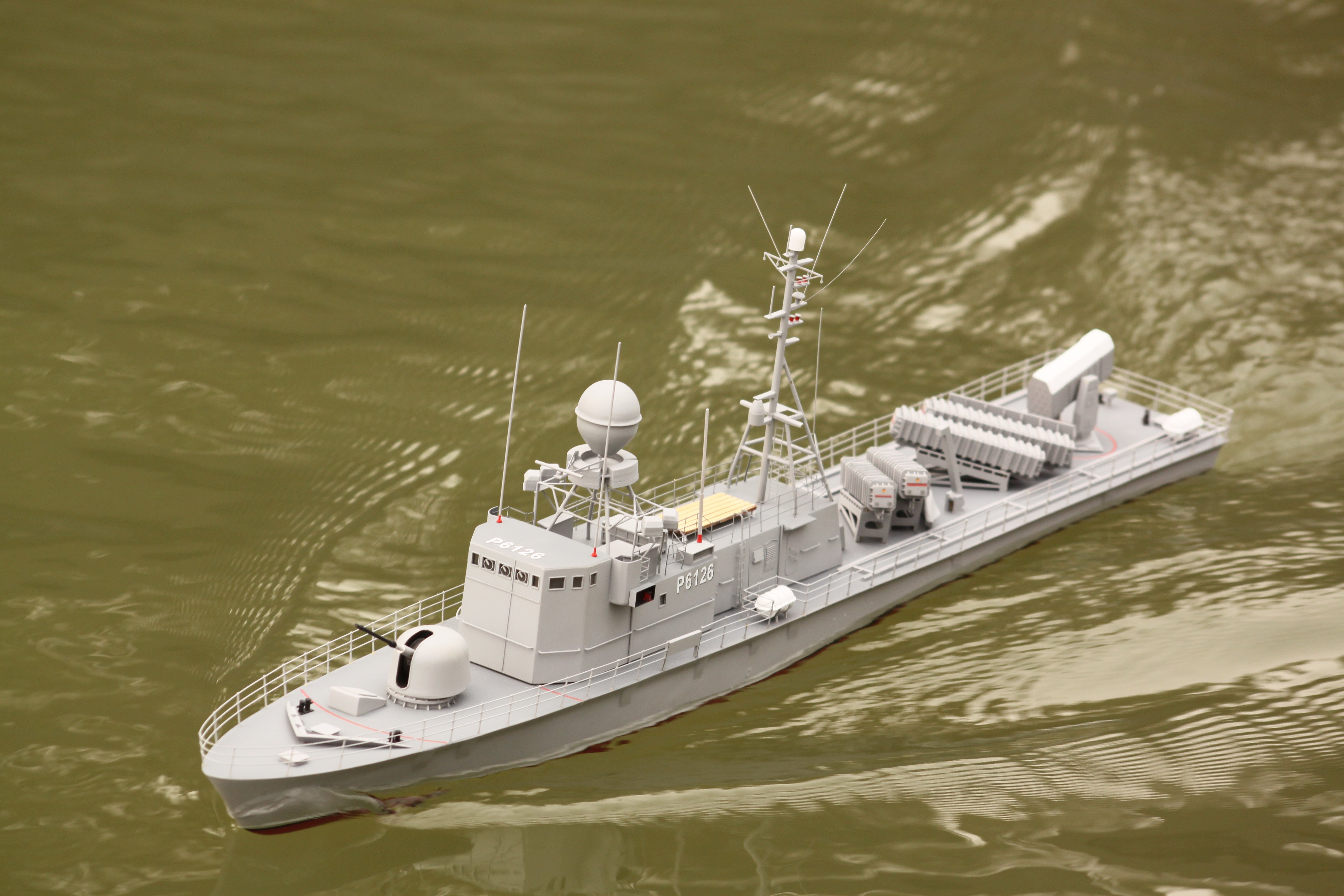 Arkmodel 1/72 German 143A Missile Boat RC Ship Model KIT No.7574 ...